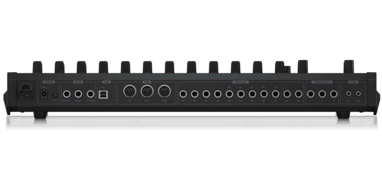Behringer RD-8 MKII - Caja de Ritmos Análoga